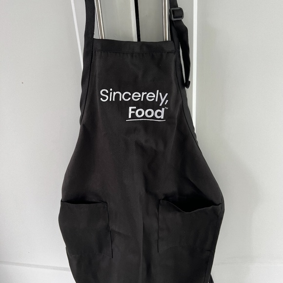 Sincerely Food | Kitchen | Sincerely Food Cook Apron Blackwhite New ...